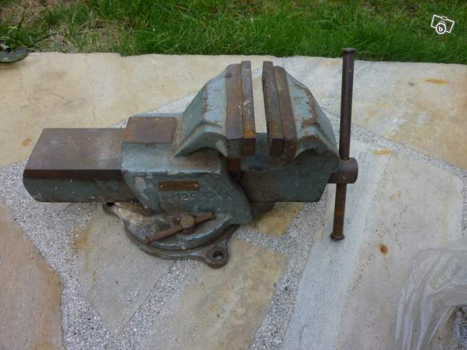 Etau fonte ou acier?